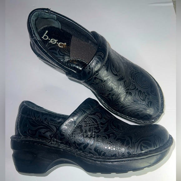 Born | Shoes | Boc Born Shoes Womens 7 M Peggy Floral Tooled Clogs ...
